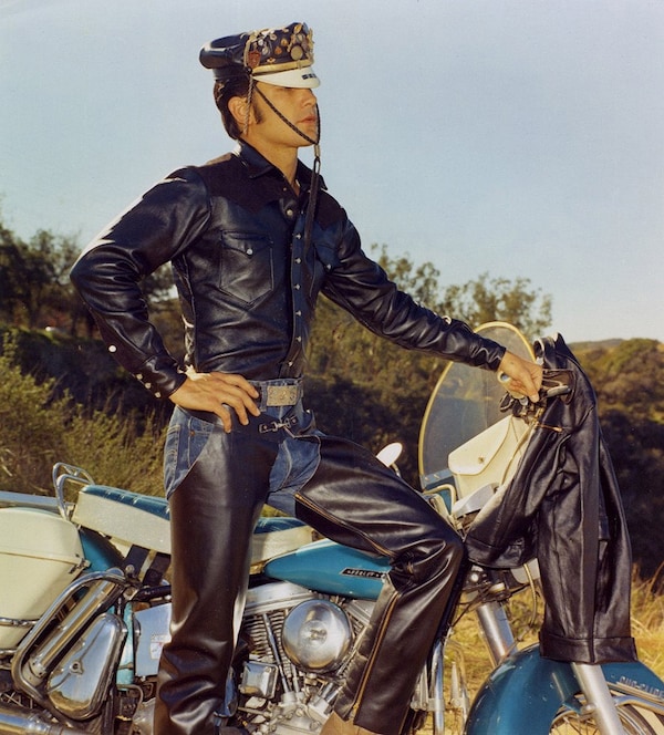 Mel Roberts, the Queer Photographer Targeted by the LAPD for His Images ...